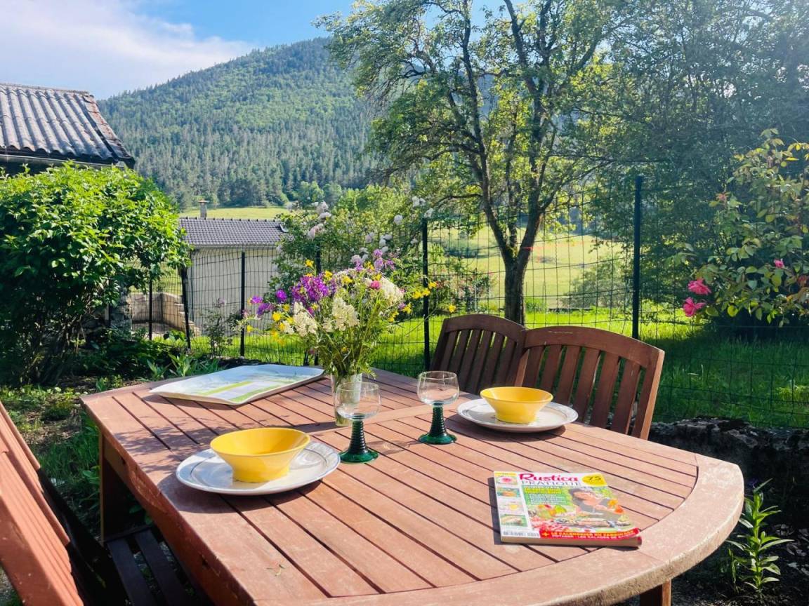 75 M² Gîte ∙ 2 Chambres ∙ 5 Personnes - Pyrénées