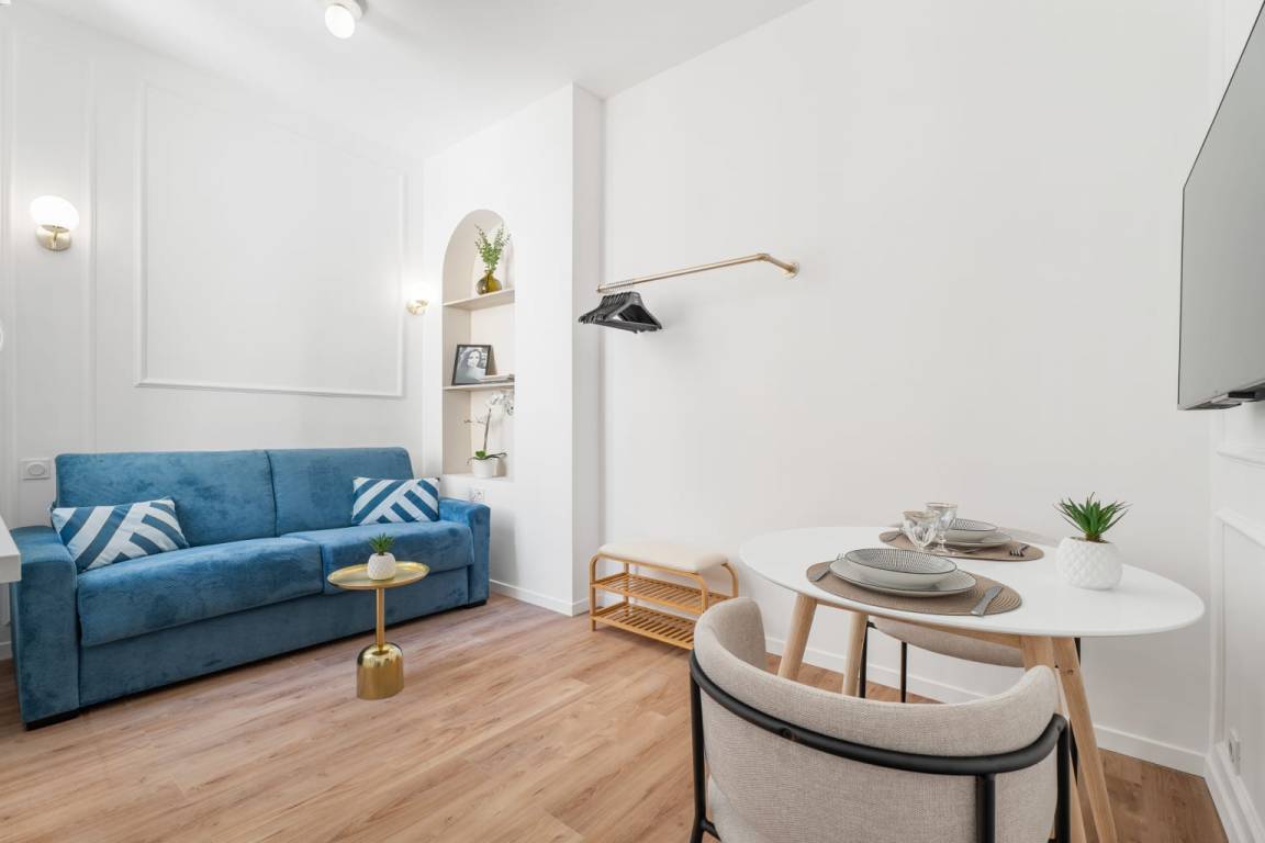 18 M² Studio ∙ 2 Personnes - ibis budget Cannes Mougins