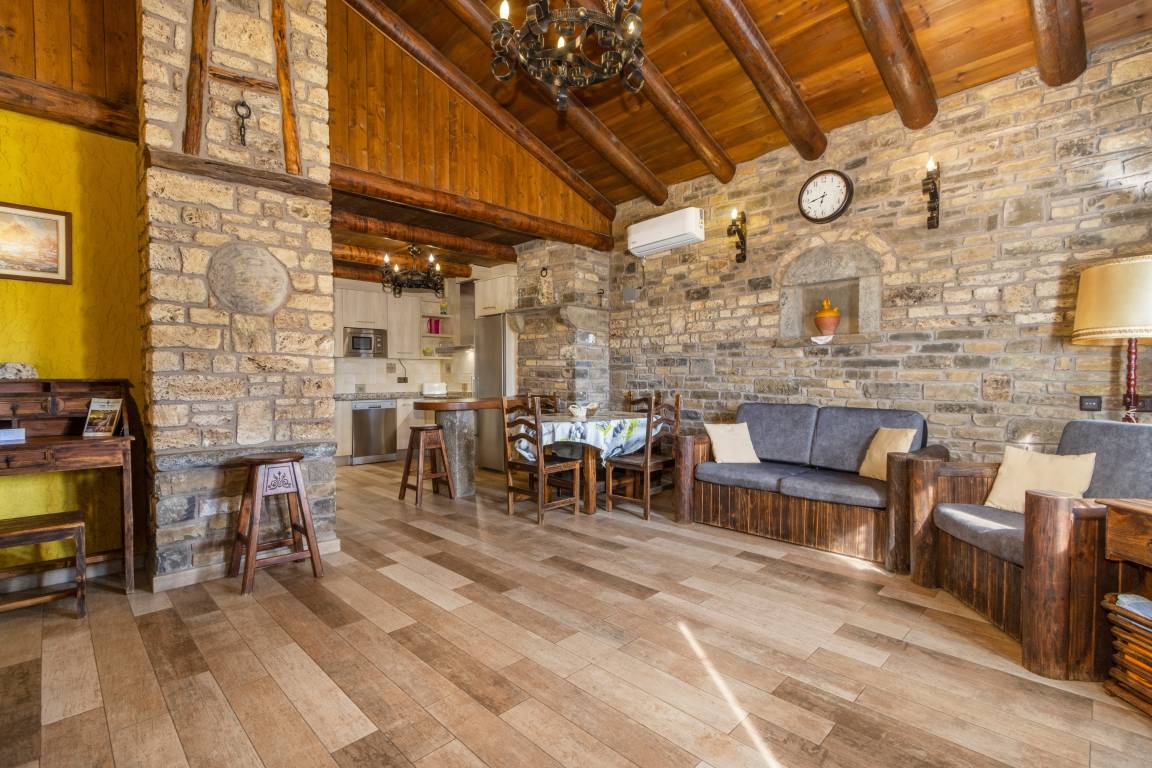 60 M² Casa ∙ 2 Habitaciones ∙ 4 Huéspedes - Fiscal