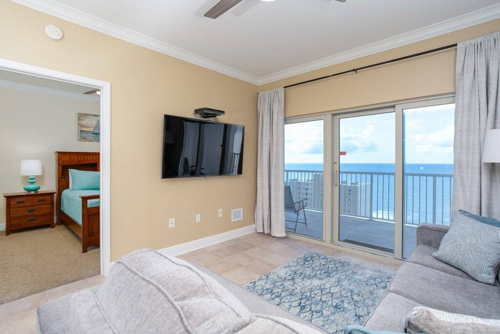 102 M² Condo ∙ 2 Bedrooms ∙ 6 Guests - Alabama