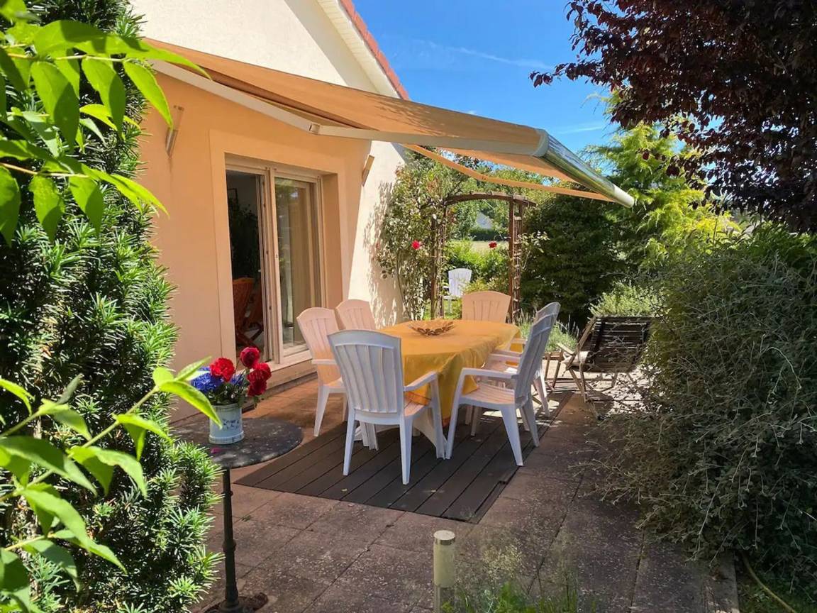 100 M² Cottage ∙ 3 Chambres ∙ 6 Personnes - Épinal