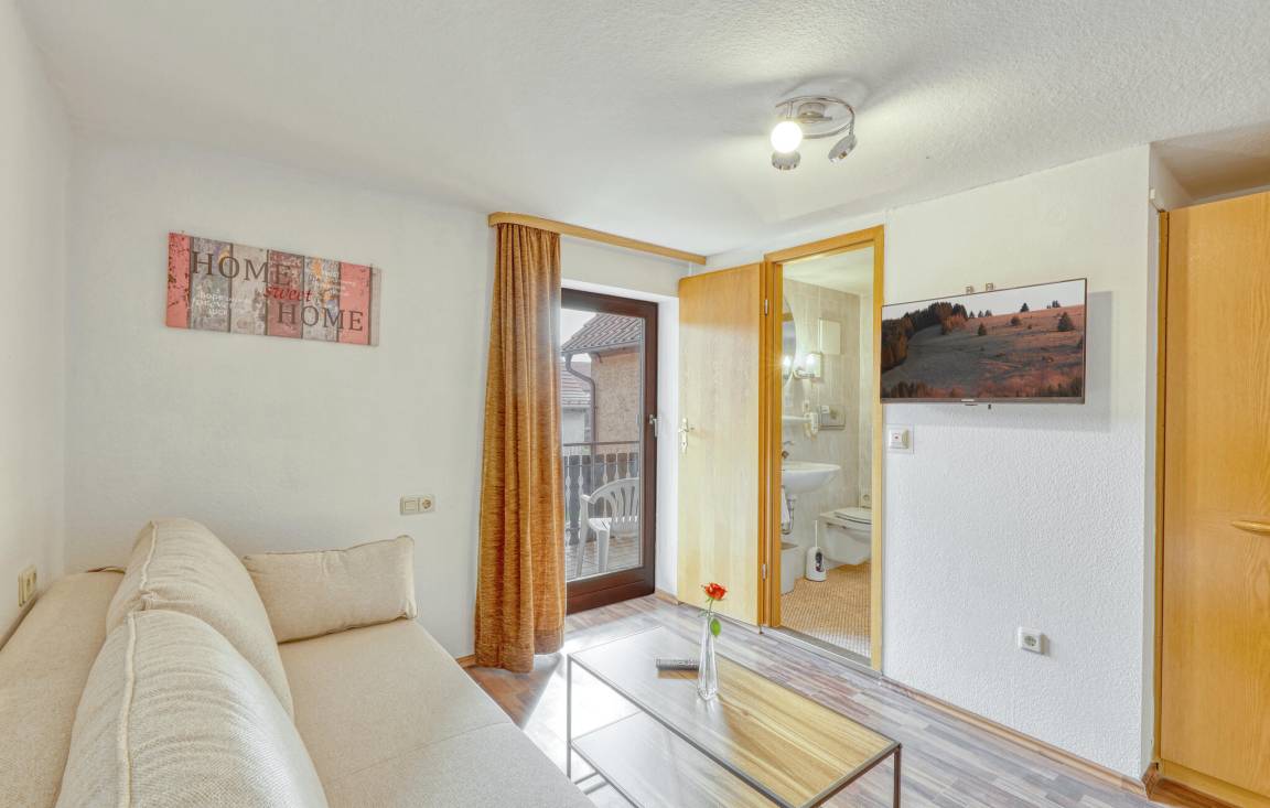 20 M² Ferienwohnung ∙ 1 Schlafzimmer ∙ 2 Gäste - Bischofsheim in der Rhön