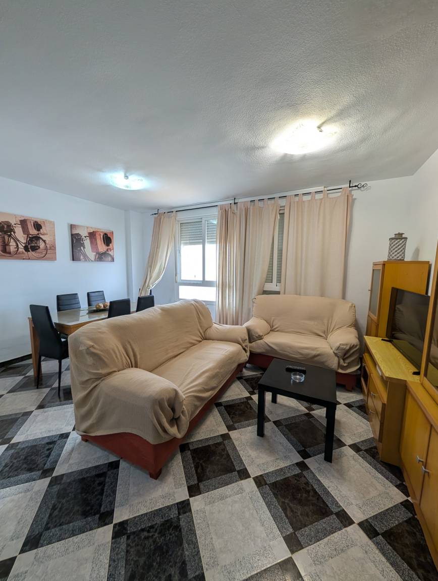 85 M² Apartamento ∙ 3 Quartos ∙ 6 Hóspedes - Tarifa