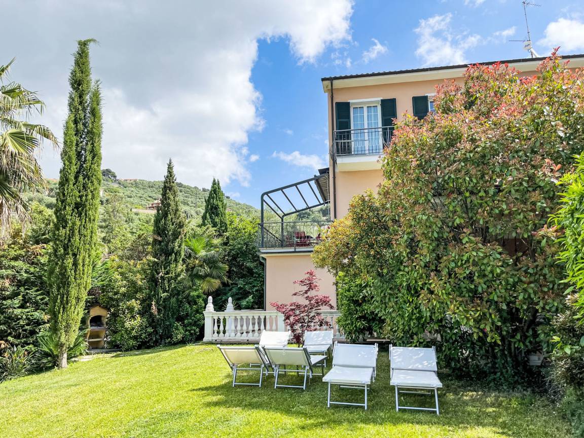60 M² Huis ∙ 1 Slaapkamer ∙ 4 Gasten - Imperia