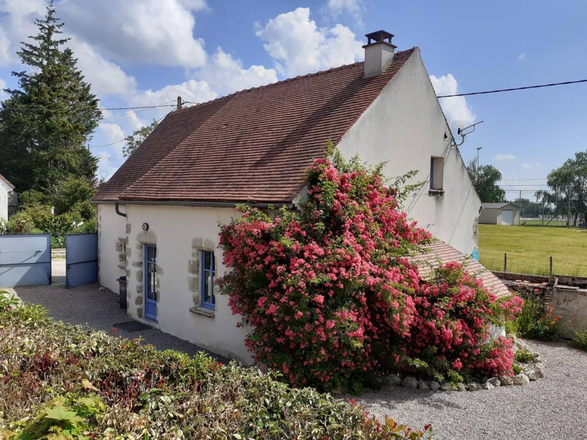 110 M² Gîte ∙ 2 Chambres ∙ 4 Personnes - Saint-Pourçain-sur-Sioule