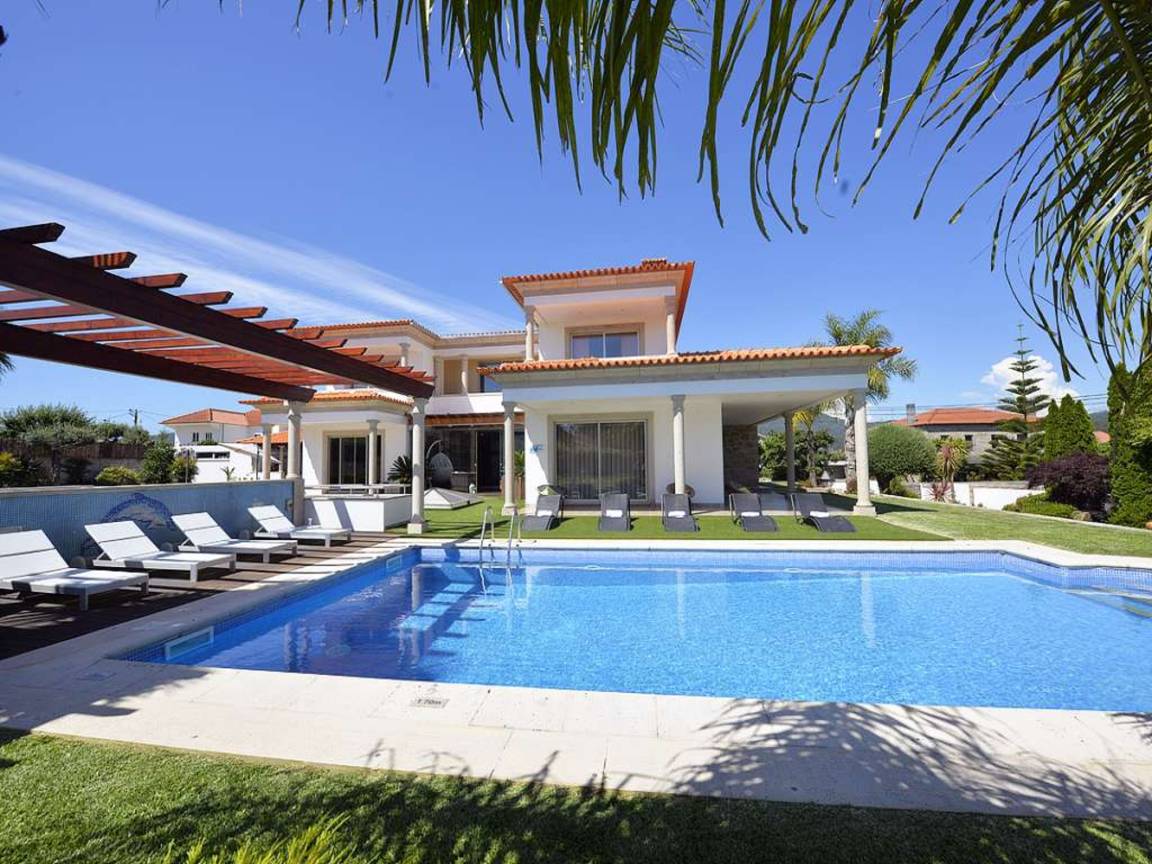 Villa ∙ 4 Slaapkamers ∙ 9 Gasten - Esposende
