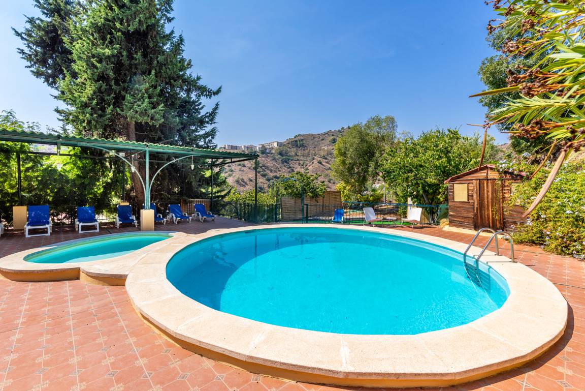 85 M² Casa ∙ 2 Habitaciones ∙ 5 Huéspedes - Provincia de Málaga, España