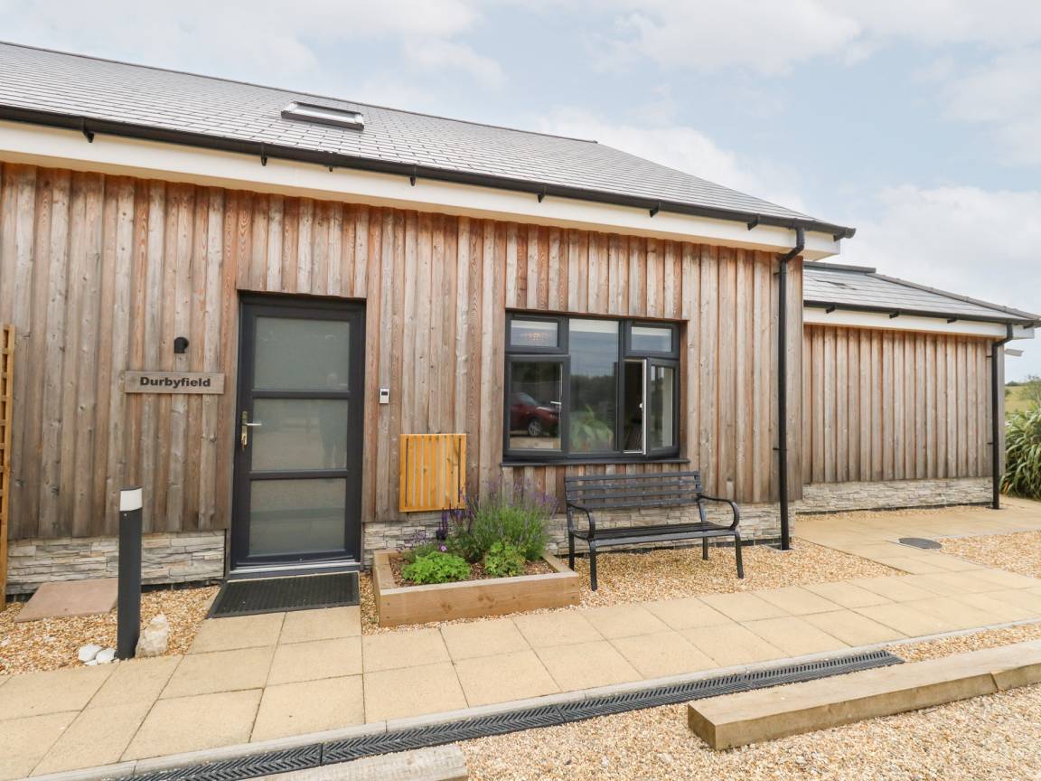 Cottage ∙ 3 Bedrooms ∙ 6 Guests - Weymouth