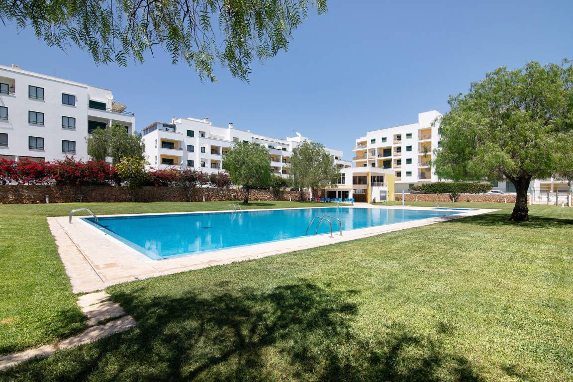 70 M² Ferienwohnung ∙ 1 Schlafzimmer ∙ 4 Gäste - Armação de Pêra