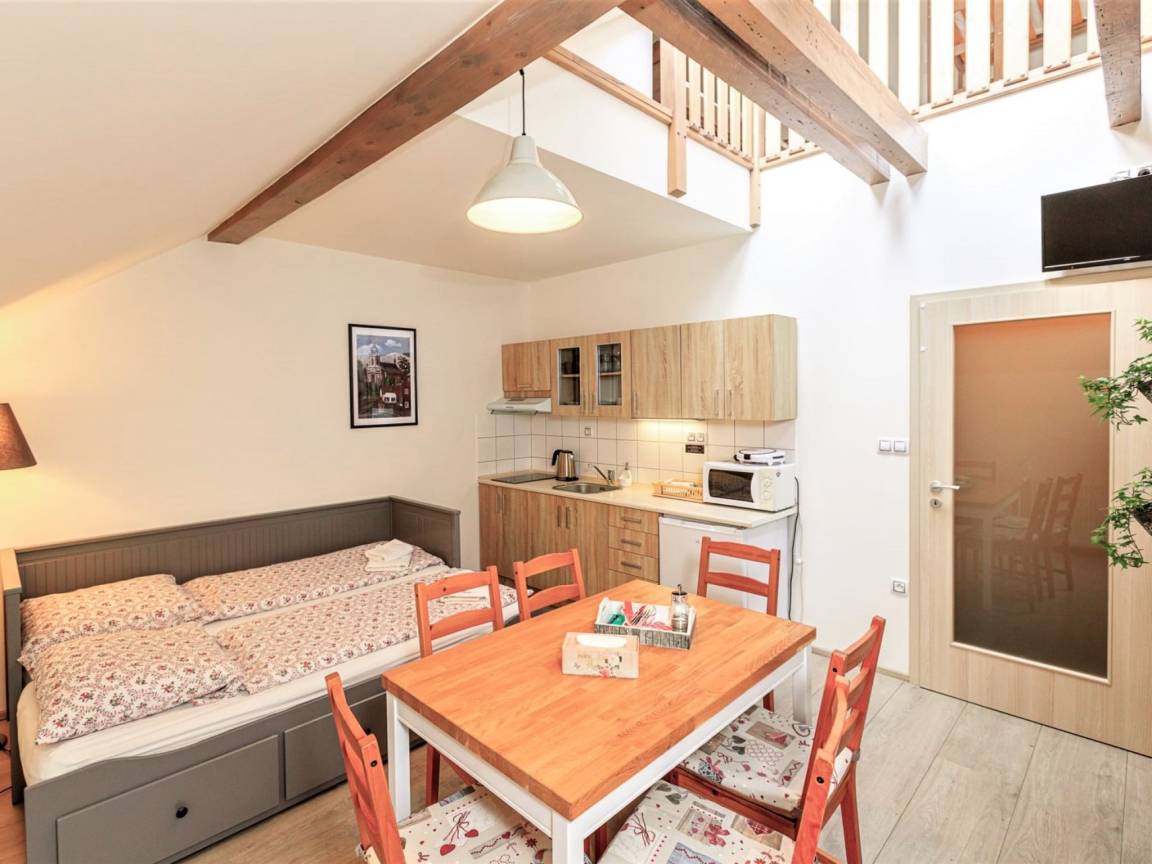 Ferienwohnung ∙ 1 Schlafzimmer ∙ 6 Gäste - Reinhardtsdorf-Schöna