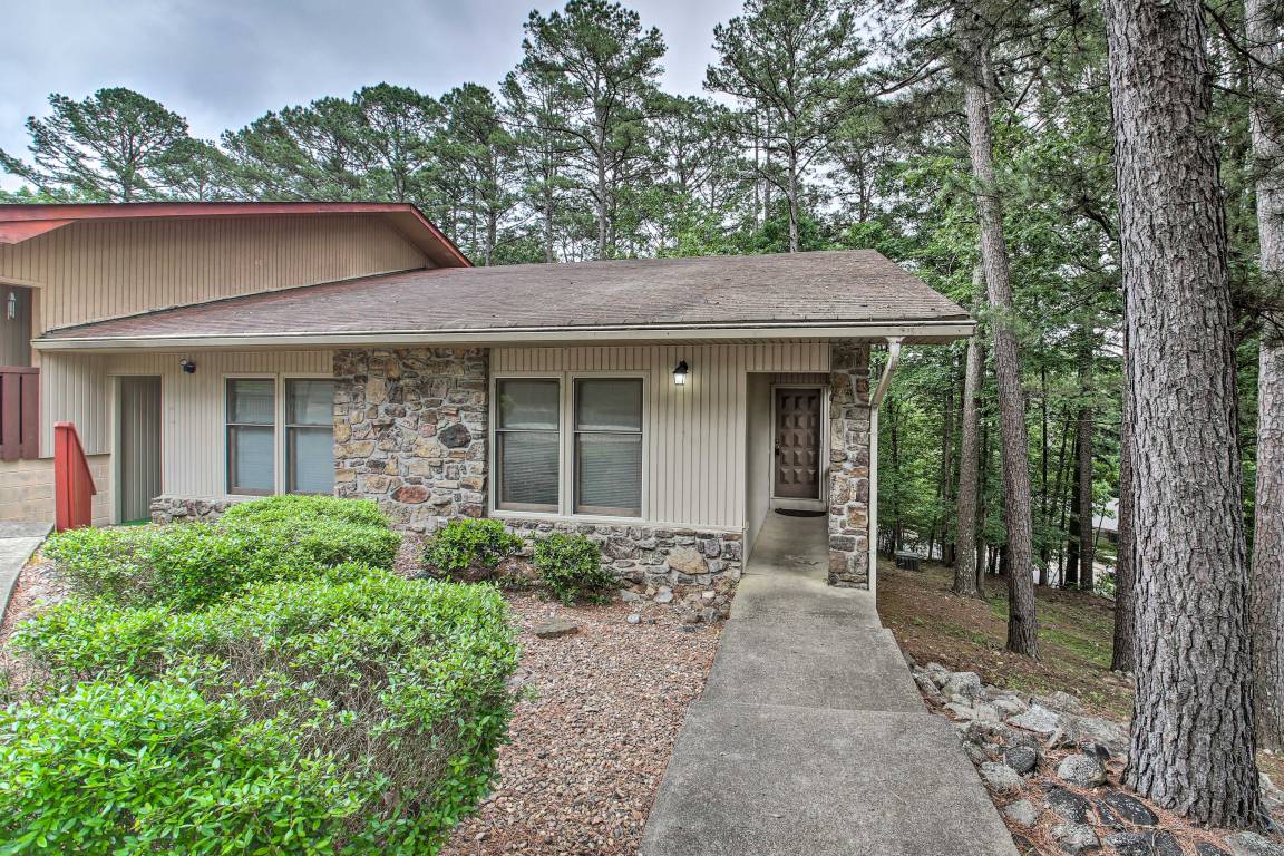 141 M² Apartment ∙ 3 Bedrooms ∙ 6 Guests - Hot Springs Village, AR