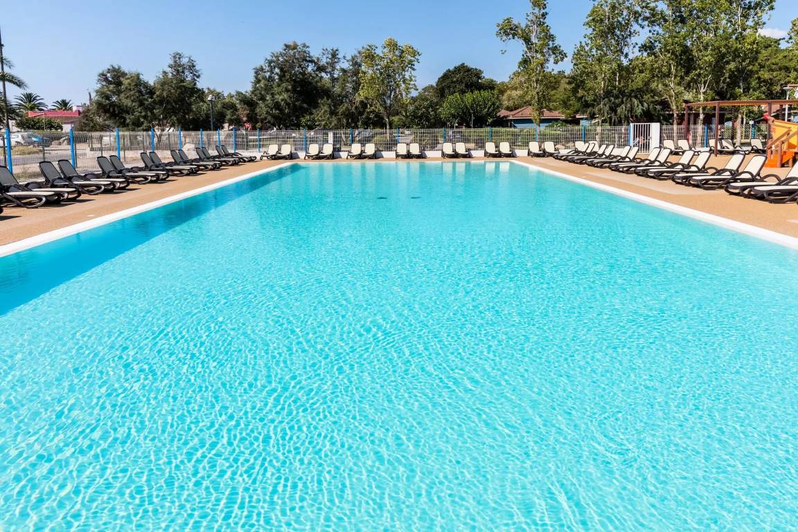 23 M² Mobil-home ∙ 1 Chambre ∙ 4 Personnes - Ghisonaccia