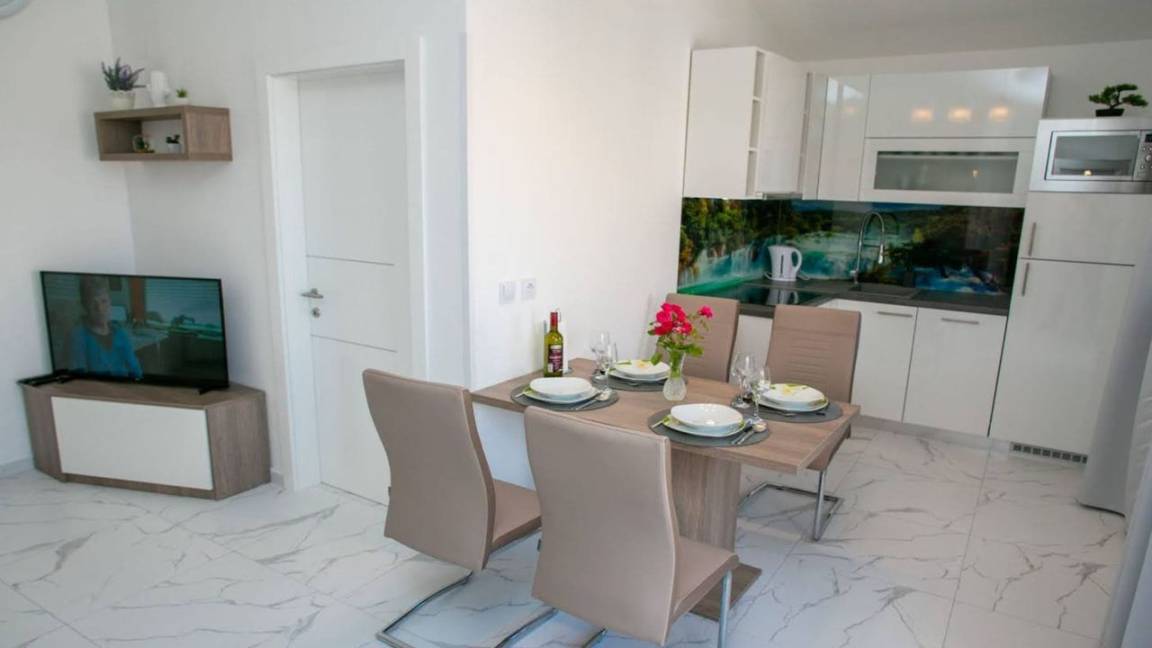 46 M² Apartment ∙ 1 Bedroom ∙ 5 Guests - Novalja