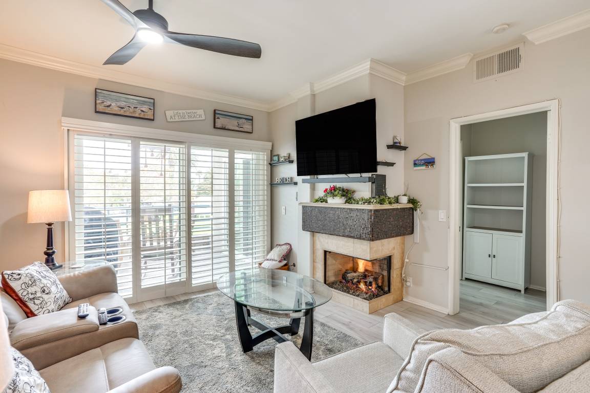 96 M² Apartment ∙ 1 Bedroom ∙ 4 Guests - Huntington Beach, CA