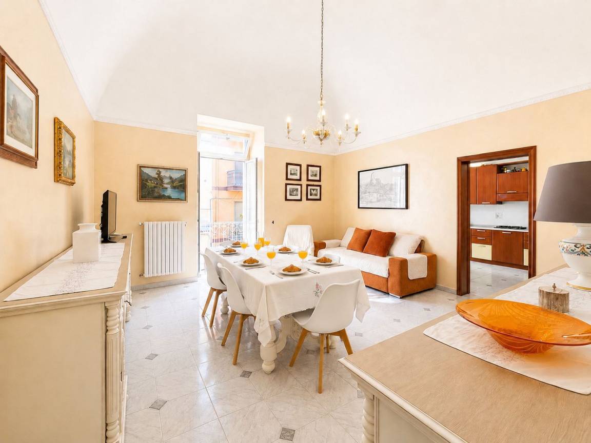 93 M² Ferienwohnung ∙ 2 Schlafzimmer ∙ 7 Gäste - Trani