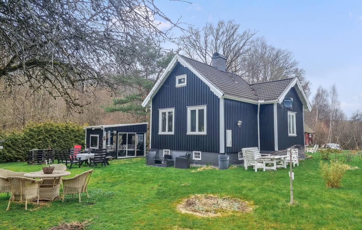 65 M² Hus ∙ 2 Sovrum ∙ 5 Gäster - Lerum