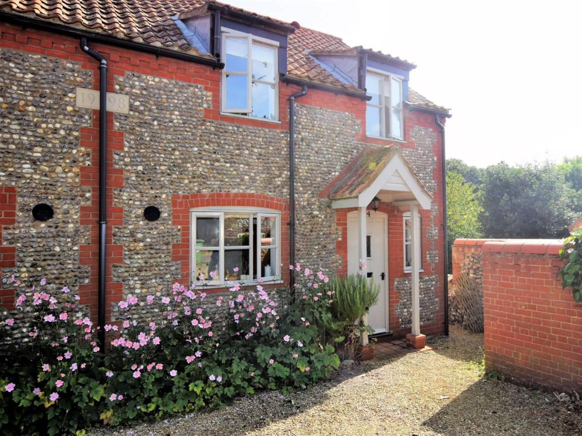 Cottage ∙ 3 Bedrooms ∙ 5 Guests - Wells-next-the-Sea