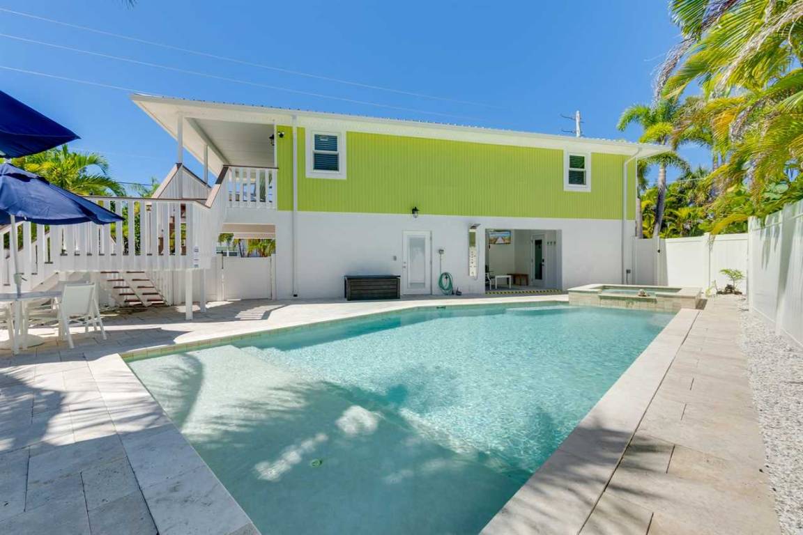 124 M² House ∙ 2 Bedrooms ∙ 6 Guests - Anna Maria, FL