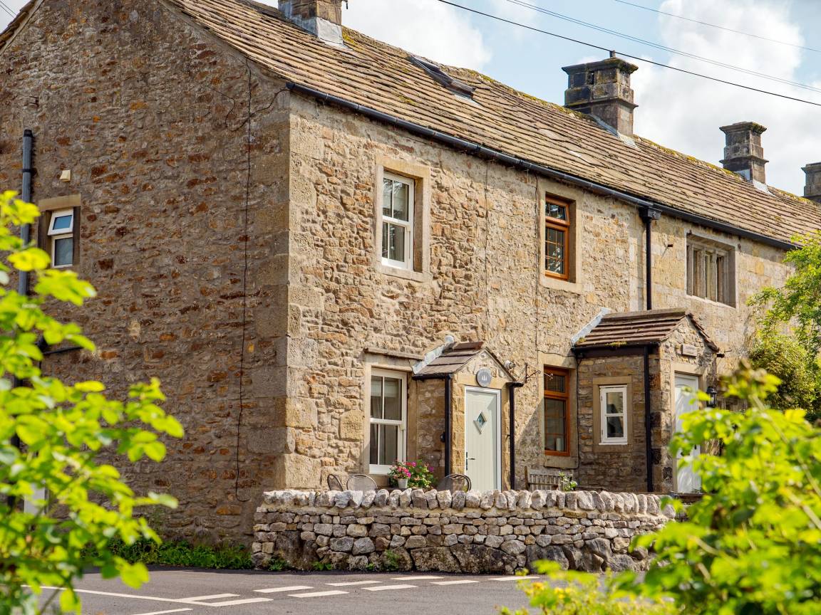 Cottage ∙ 2 Bedrooms ∙ 4 Guests - Burnsall