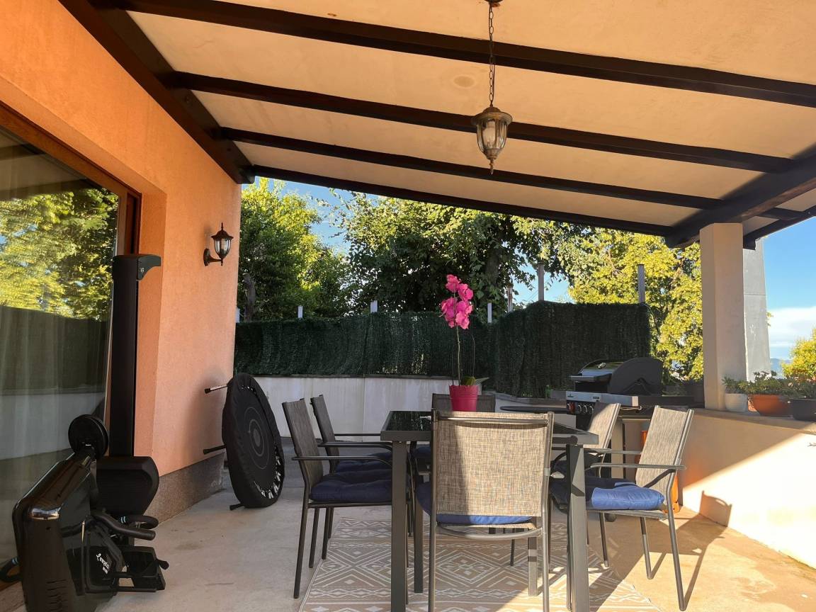 85 M² Ferienwohnung ∙ 2 Schlafzimmer ∙ 3 Gäste - Opatija