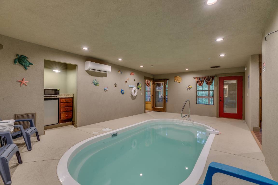 410 M² Cabin ∙ 6 Bedrooms ∙ 16 Guests - Gatlinburg, TN