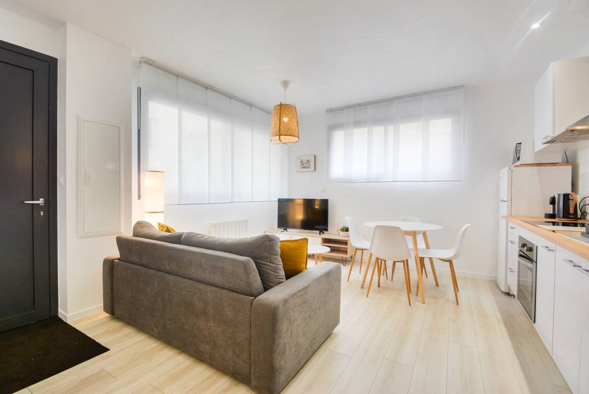 36 M² Appartement ∙ 1 Chambre ∙ 2 Personnes - Place Stanislas