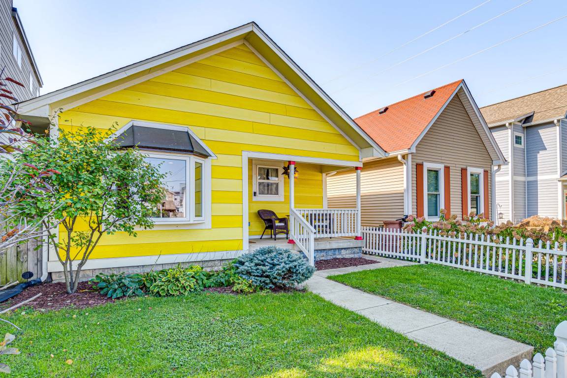 88 M² House ∙ 2 Bedrooms ∙ 5 Guests - Indianapolis, IN