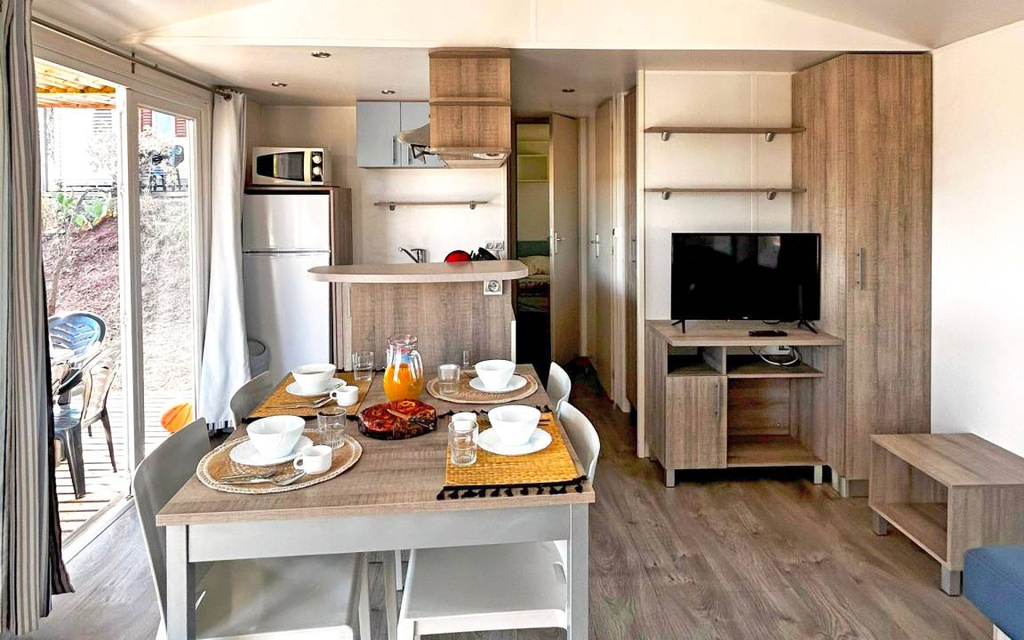 42 M² Caravane ∙ 3 Chambres ∙ 6 Personnes - Var