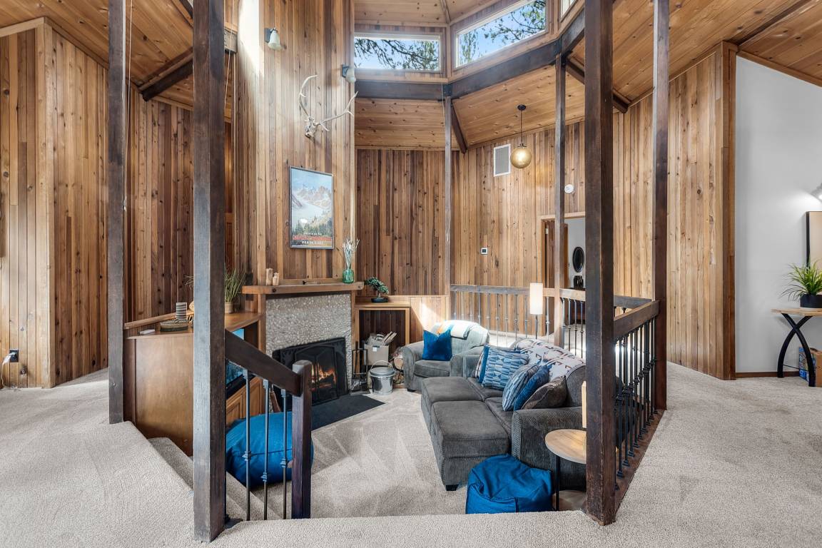 165 M² House ∙ 3 Bedrooms ∙ 7 Guests - Sunriver, OR