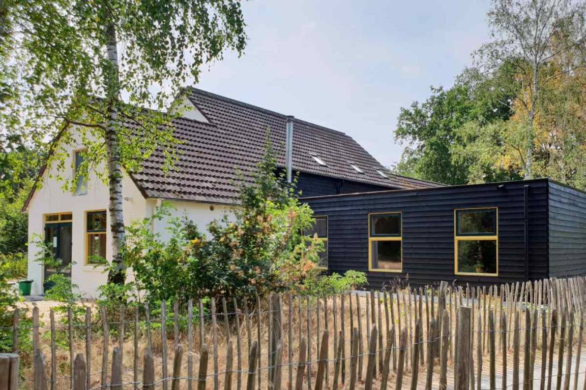 280 M² House ∙ 9 Bedrooms ∙ 20 Guests - Eindhoven