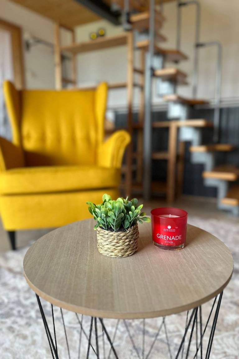 65 M² Ferienwohnung ∙ 1 Schlafzimmer ∙ 6 Gäste - Thun