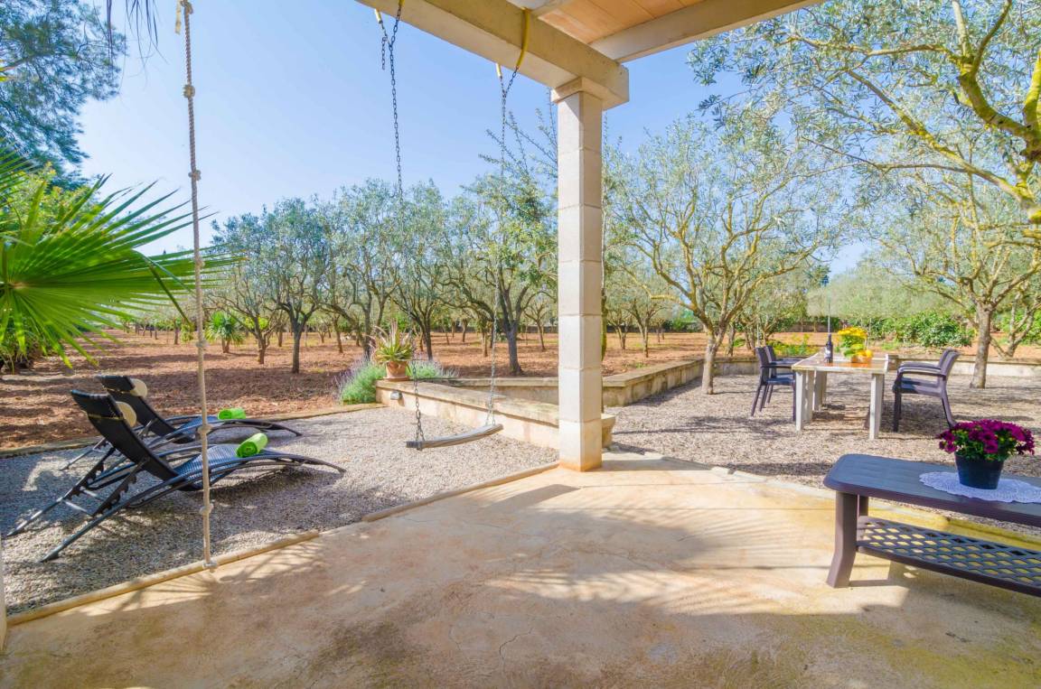 90 M² Chalet ∙ 2 Habitaciones ∙ 4 Huéspedes - Campos, España