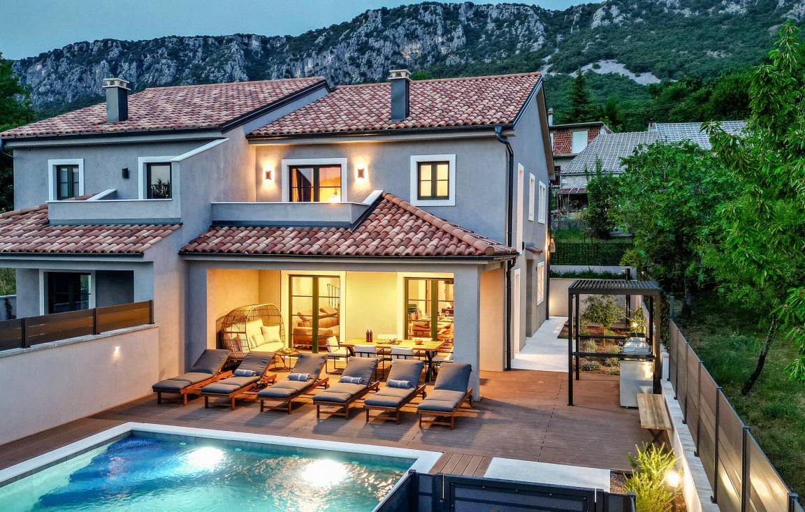 106 M² Maisonette ∙ 3 Bedrooms ∙ 6 Guests - Selce