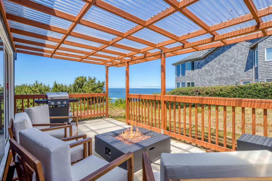 222 M² House ∙ 4 Bedrooms ∙ 10 Guests - Depoe Bay, OR