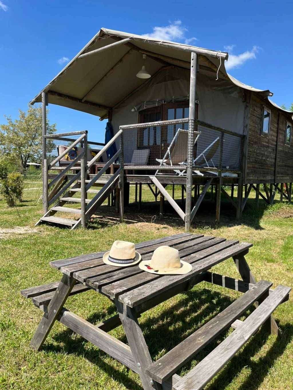 26 M² Tente ∙ 2 Chambres ∙ 5 Personnes - Cheverny