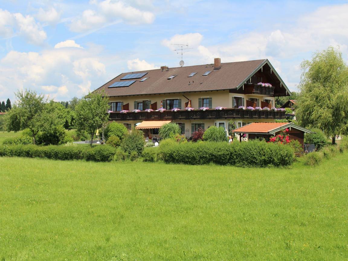 35 M² Ferienwohnung ∙ 2 Gäste - Stephanskirchen