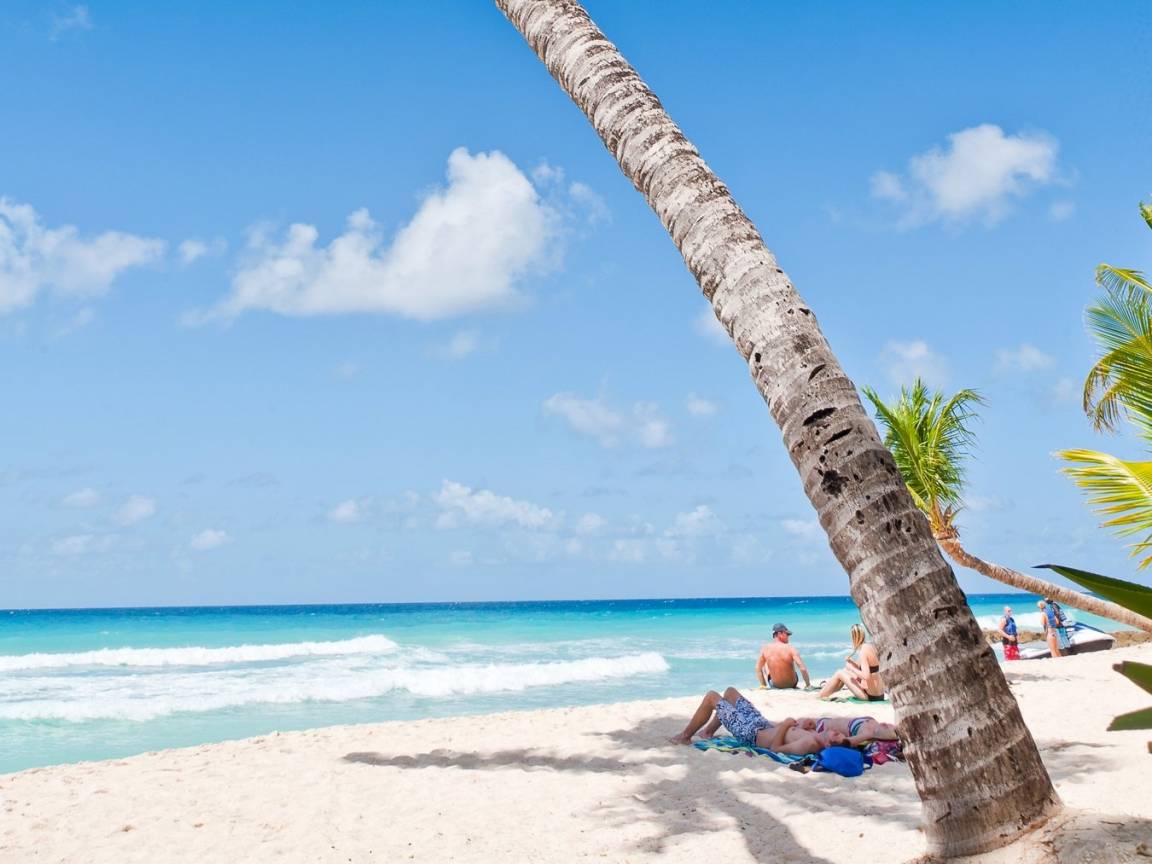 148 M² Ferienwohnung ∙ 3 Schlafzimmer ∙ 6 Gäste - Worthing