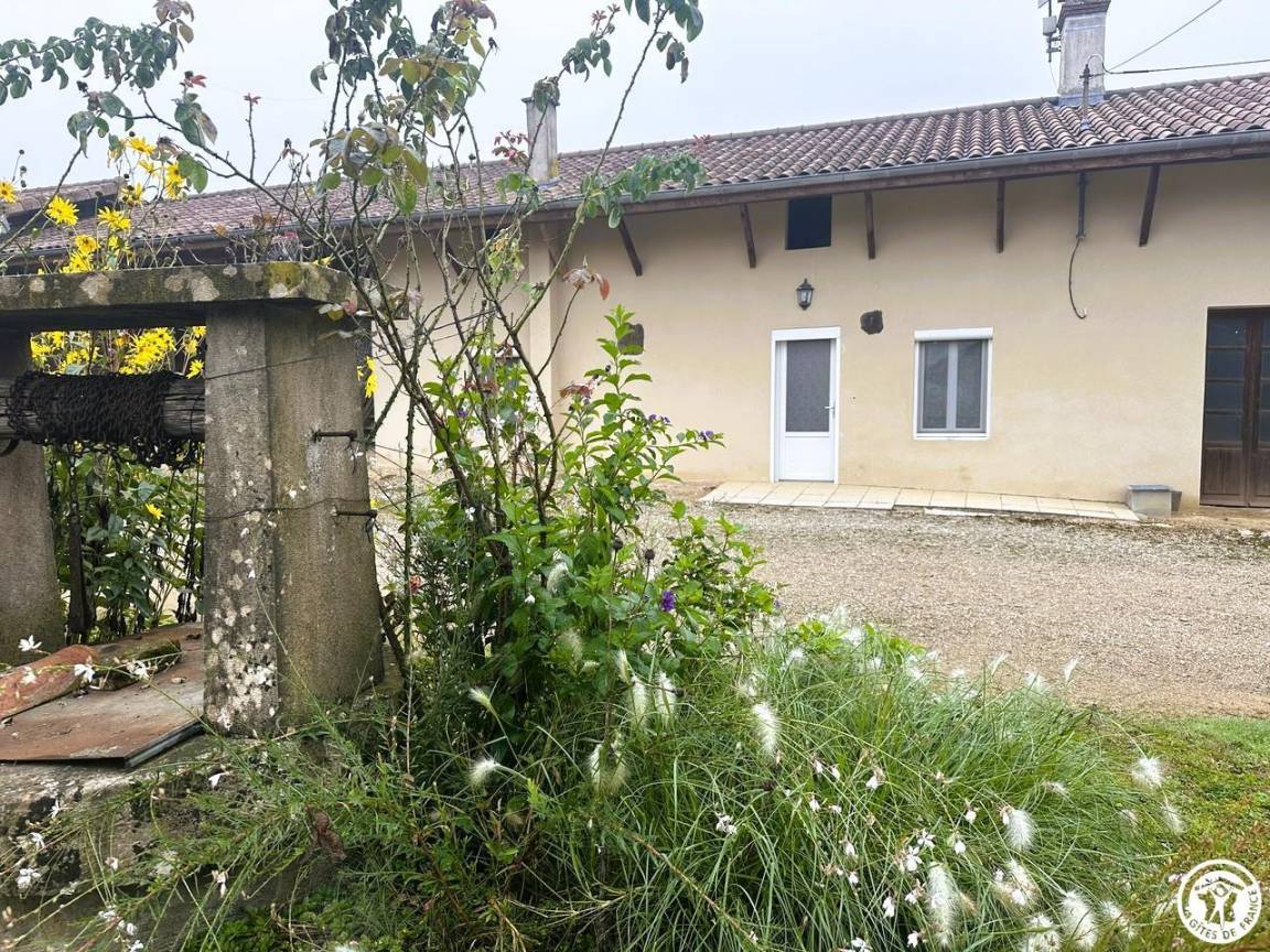 62 M² Gîte ∙ 2 Chambres ∙ 6 Personnes - Ain