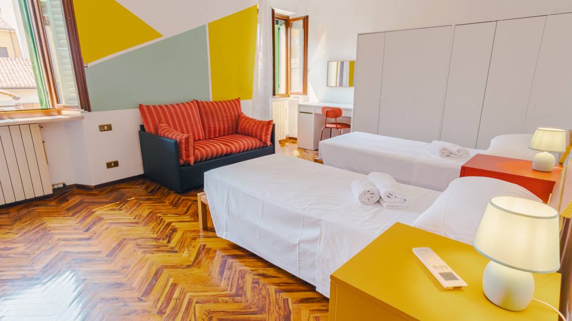 65 M² Ferienwohnung ∙ 2 Schlafzimmer ∙ 5 Gäste - Verona