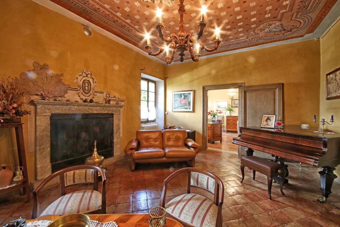 400 M² Maalaistalo ∙ 5 Makuuhuonetta ∙ 12 Vierasta - Limone Sul Garda