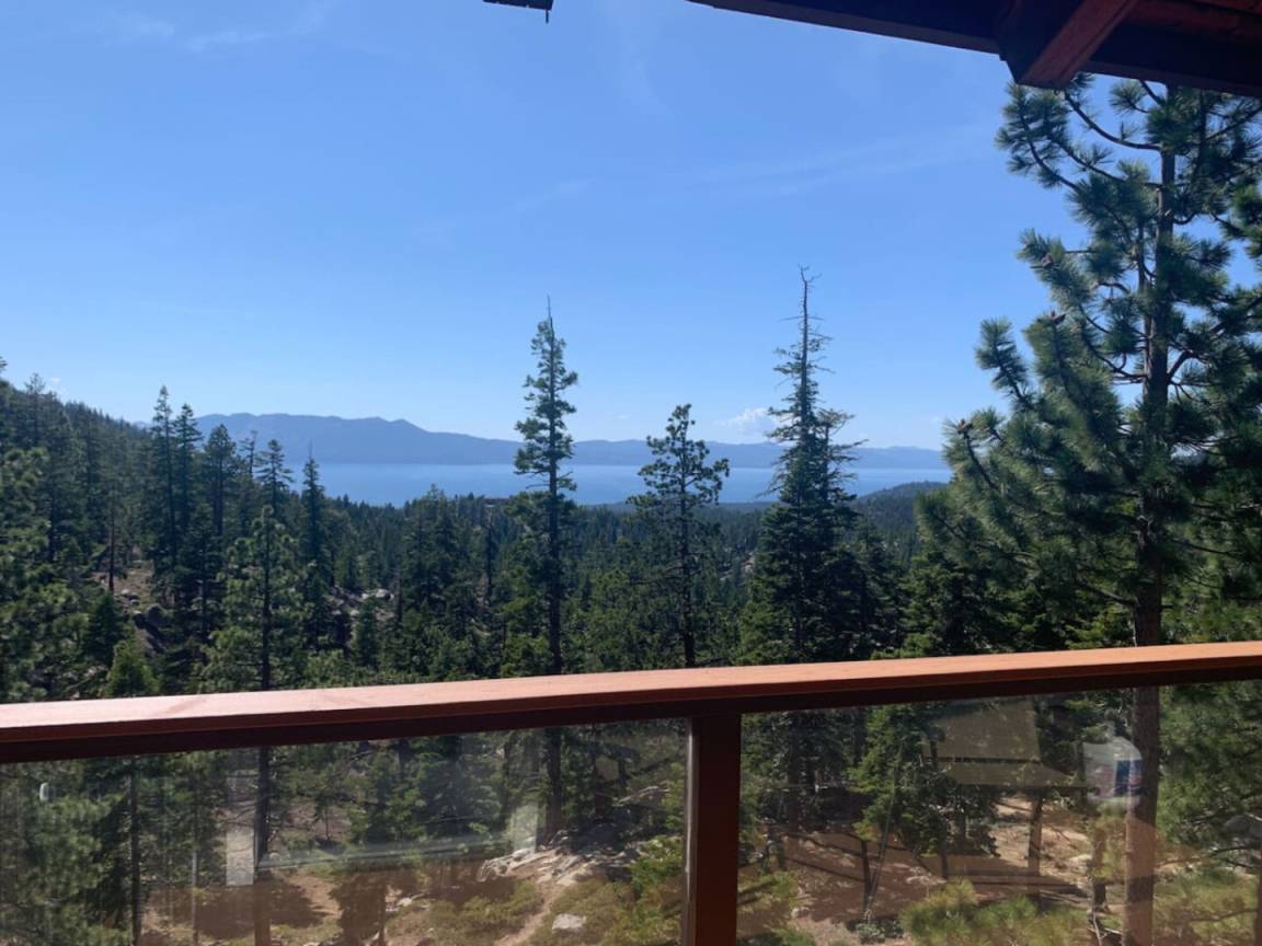 81 M² Appartement ∙ 2 Slaapkamers ∙ 6 Gasten - Genoa, NV