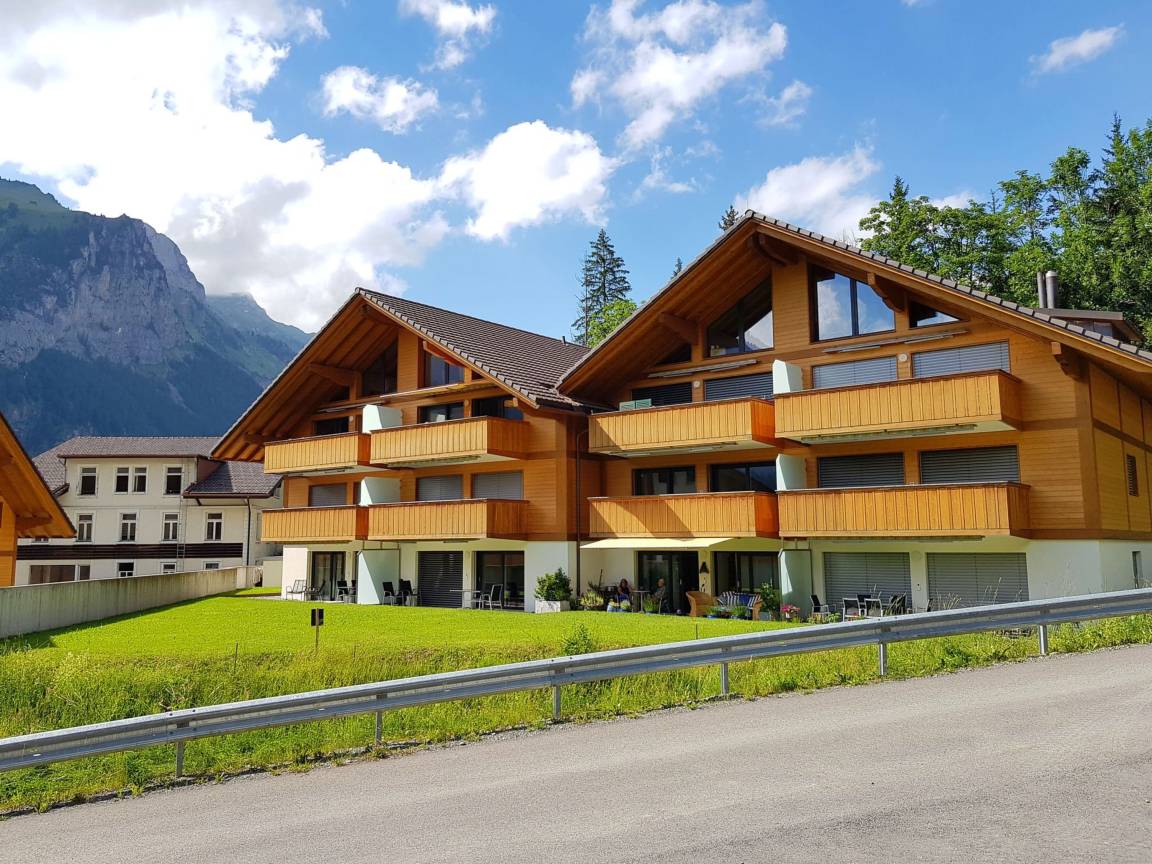 68 M² Ferienwohnung ∙ 1 Schlafzimmer ∙ 4 Gäste - Kandersteg