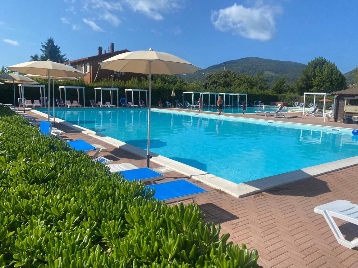 35 M² Domek W Stylu Alpejskim ∙ 2 Sypialnie ∙ 4 Gości - Sarzana