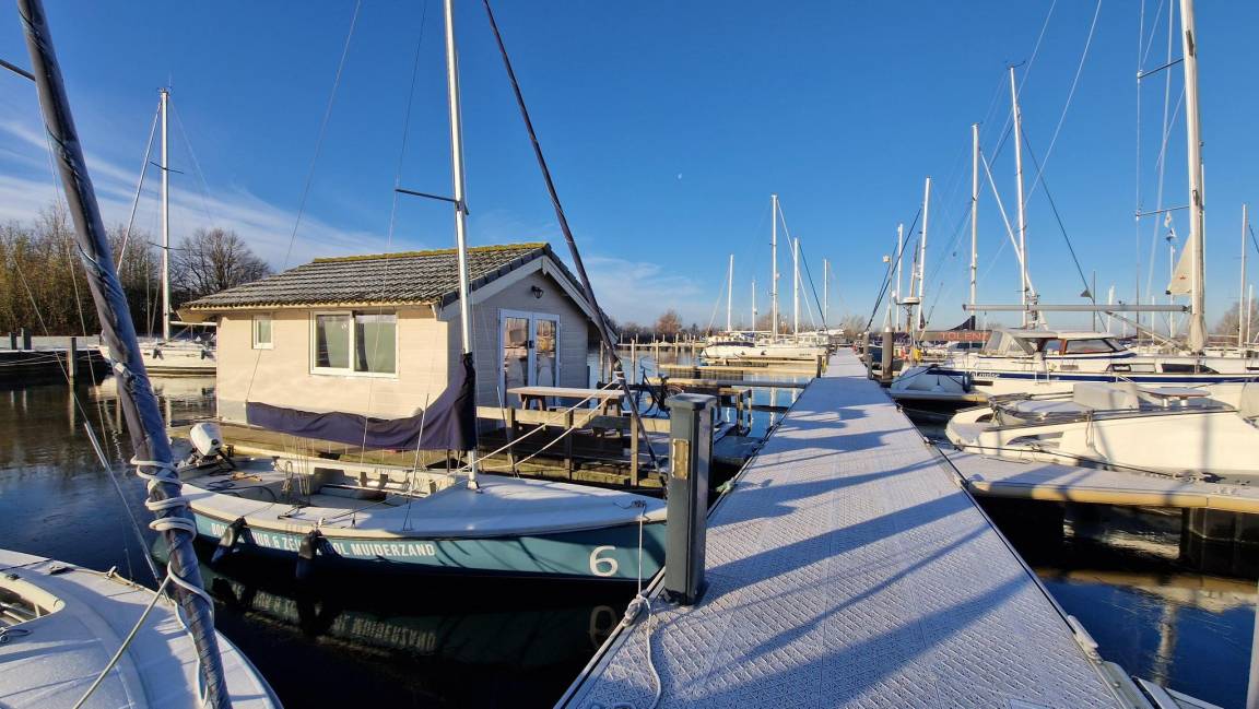 Bungalow ∙ 2 Bedrooms ∙ 4 Guests - Naarden