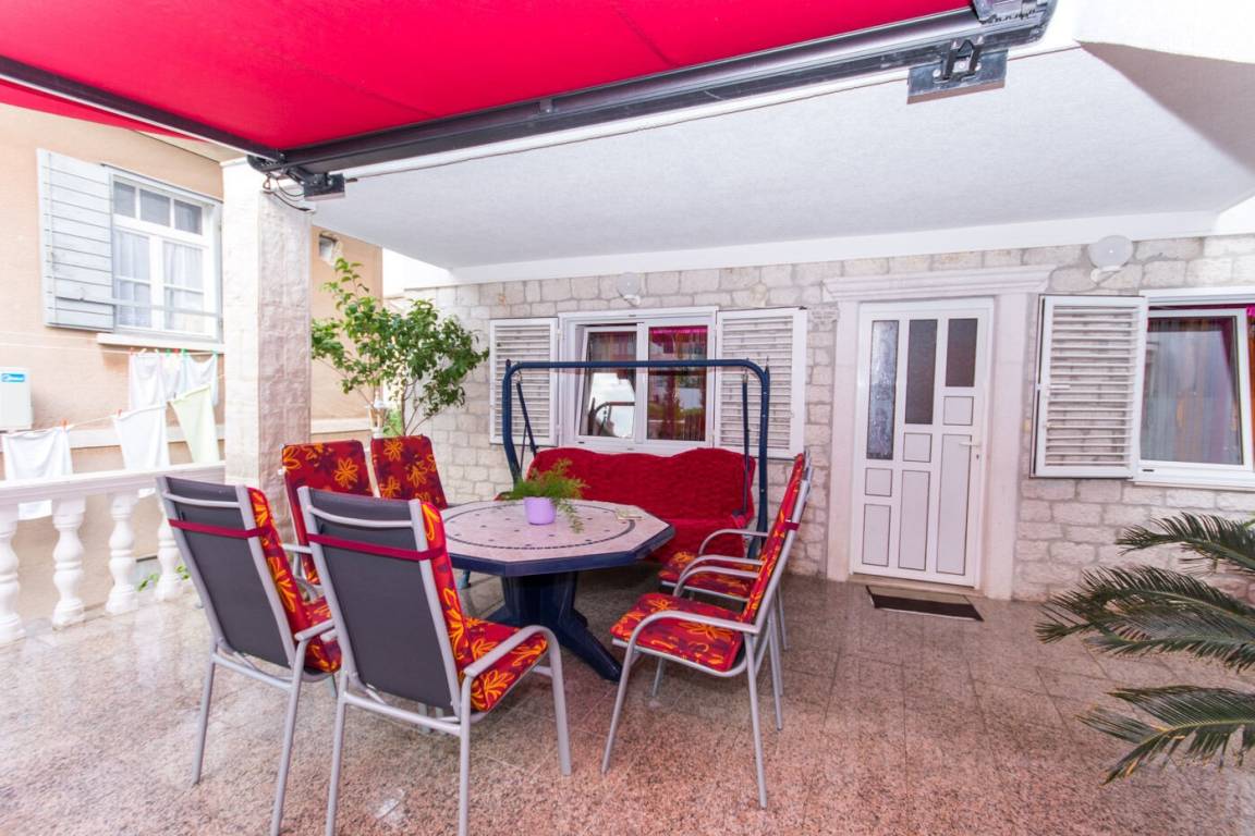 60 M² Apartamento ∙ 2 Habitaciones ∙ 6 Huéspedes - Trogir