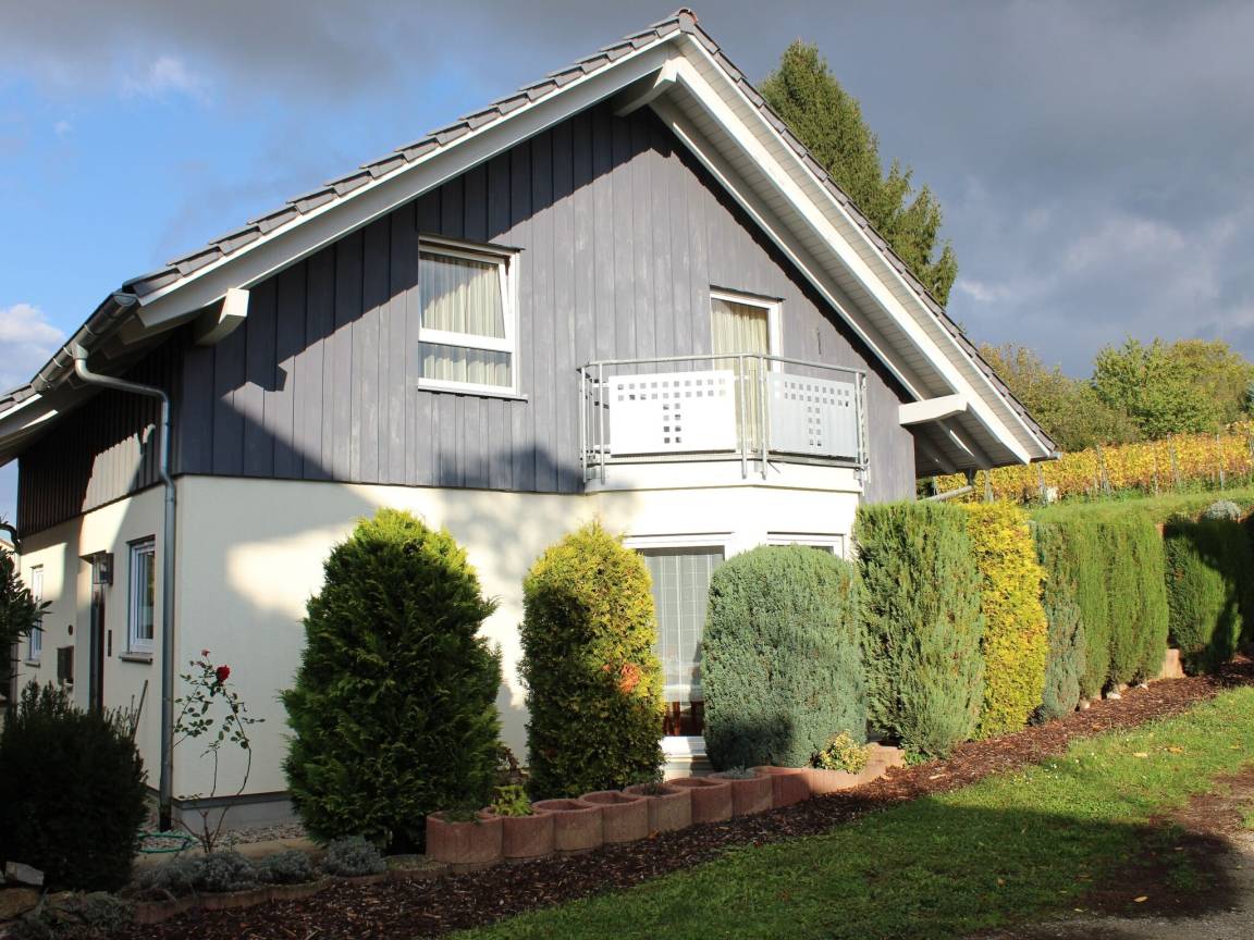 130 M² Ferienhaus ∙ 3 Schlafzimmer ∙ 8 Gäste - Heitersheim