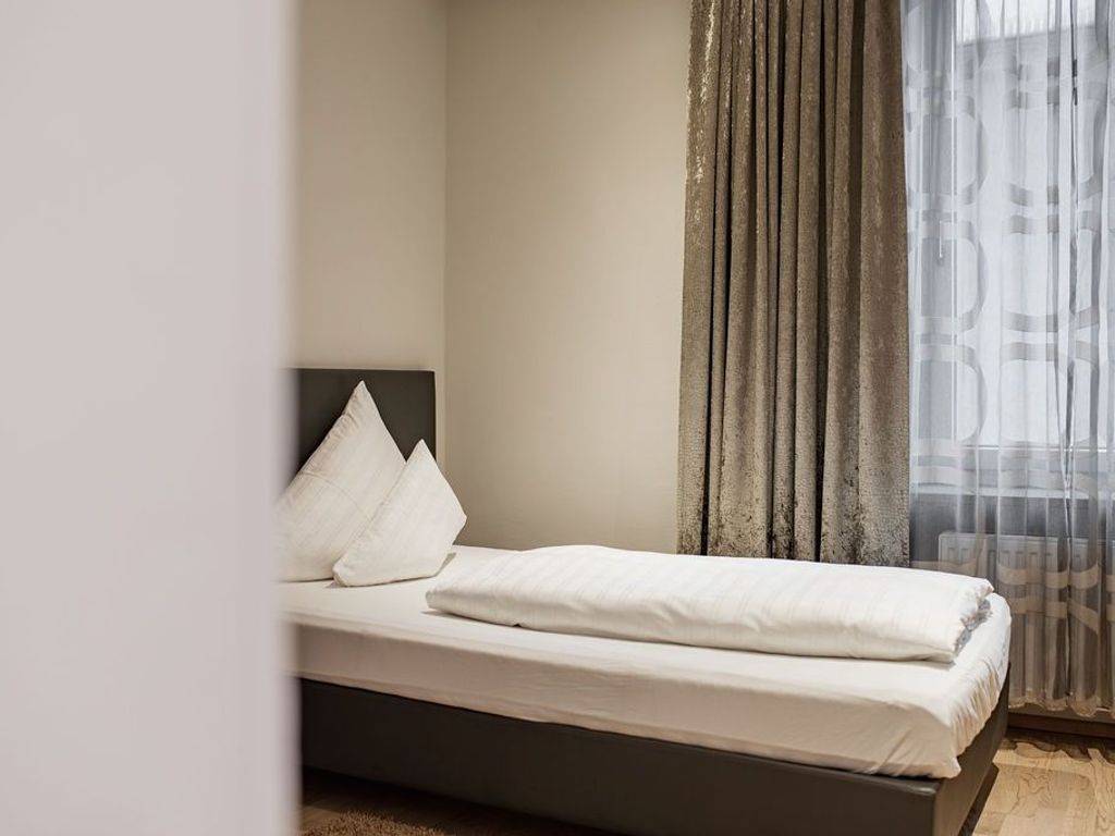 18 M² Hotel ∙ 1 Guest - Bad Ischl