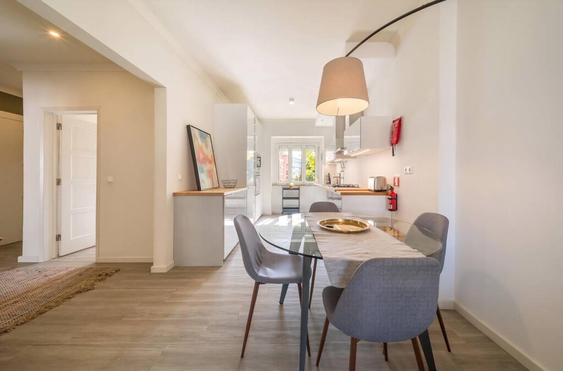 67 M² Apartamento ∙ 2 Quartos ∙ 4 Hóspedes - Loures