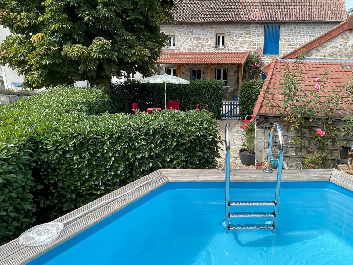 82 M² Maison De Vacances ∙ 3 Chambres ∙ 5 Personnes - Guéret