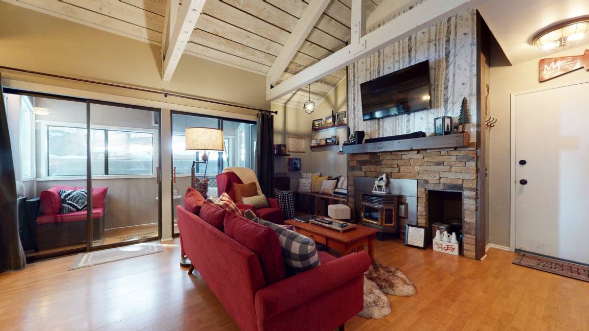97 M² Condo ∙ 1 Bedroom ∙ 6 Guests - Mammoth Lakes, CA